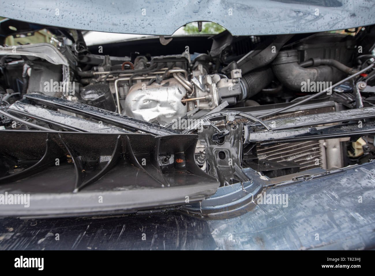 Volkswagen Golf. Car crash damage and details. Head on vehicle accident ...