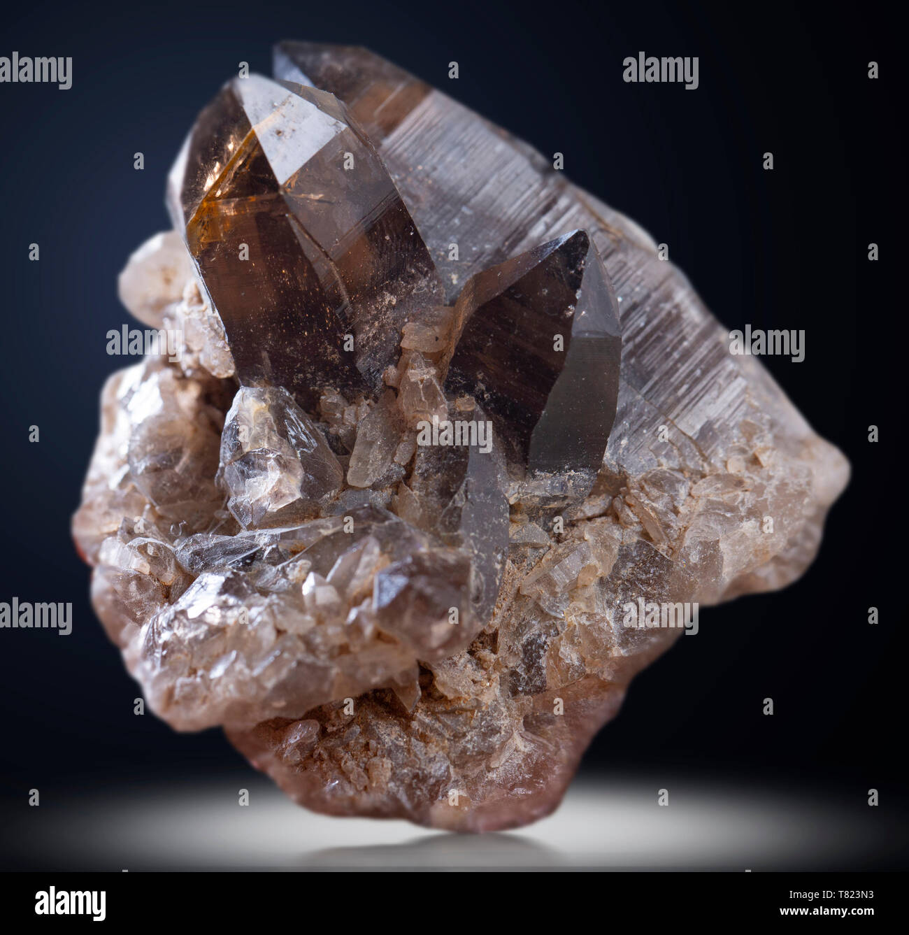 mineral specimen stone rock quartz Stock Photo - Alamy