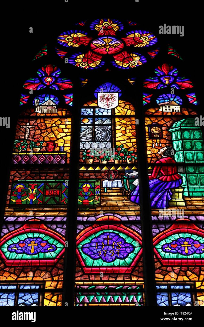 VIENNA - SEPTEMBER 9: Stained glass in Votive Church on September 9 ...