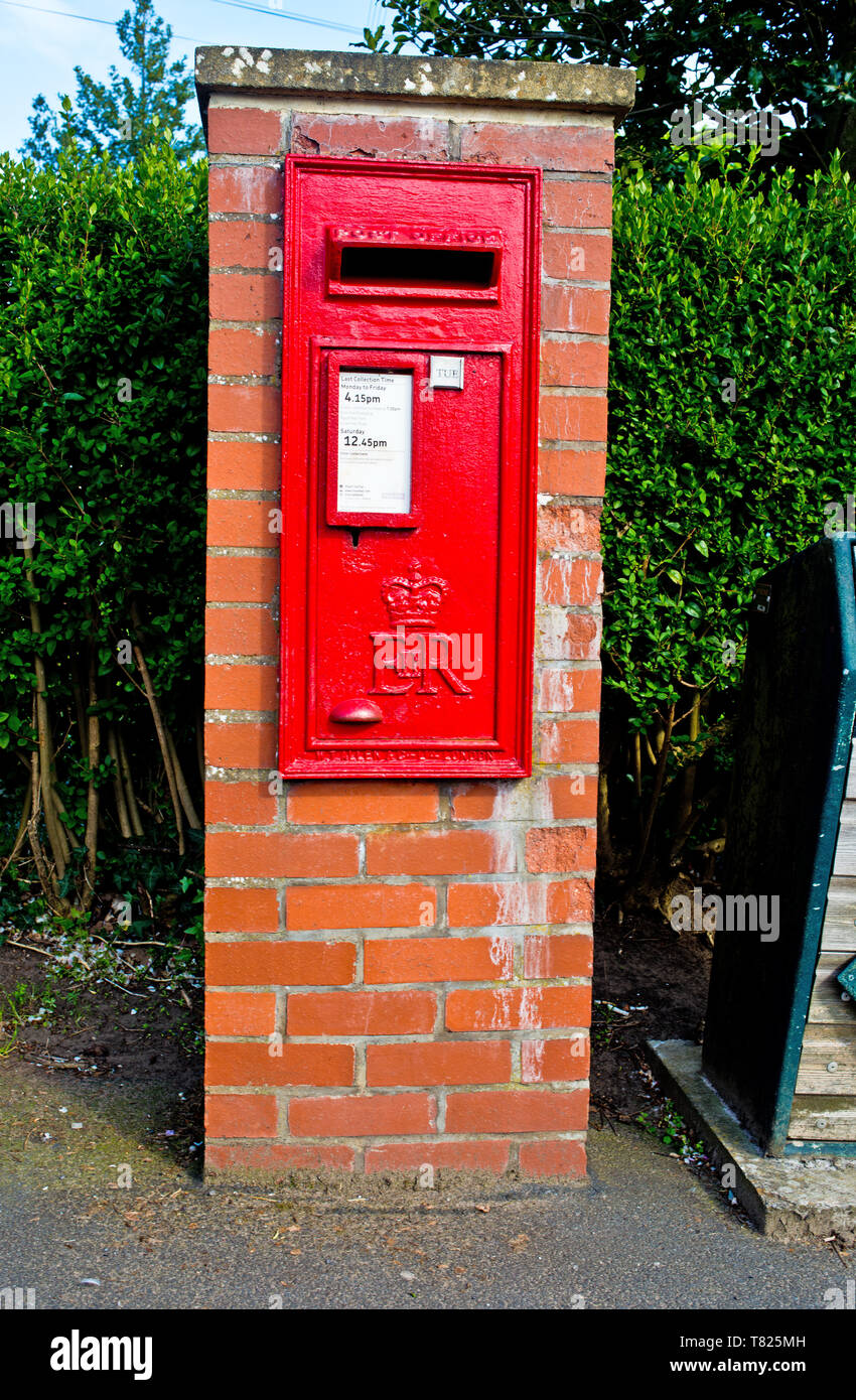 ER Post Office, Linton Stores, Linton on Ouse, North Yorkshire, England ...