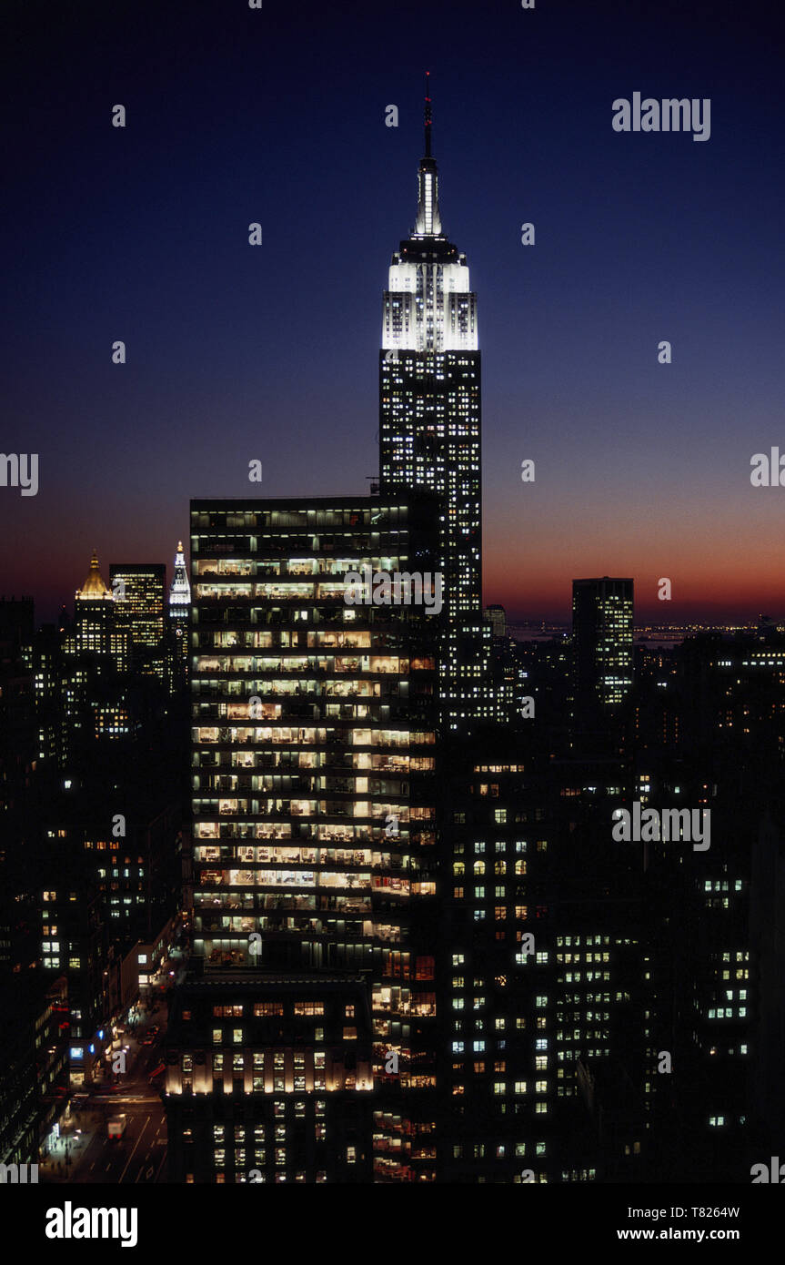 New york 1990s skyline hi-res stock photography and images - Alamy