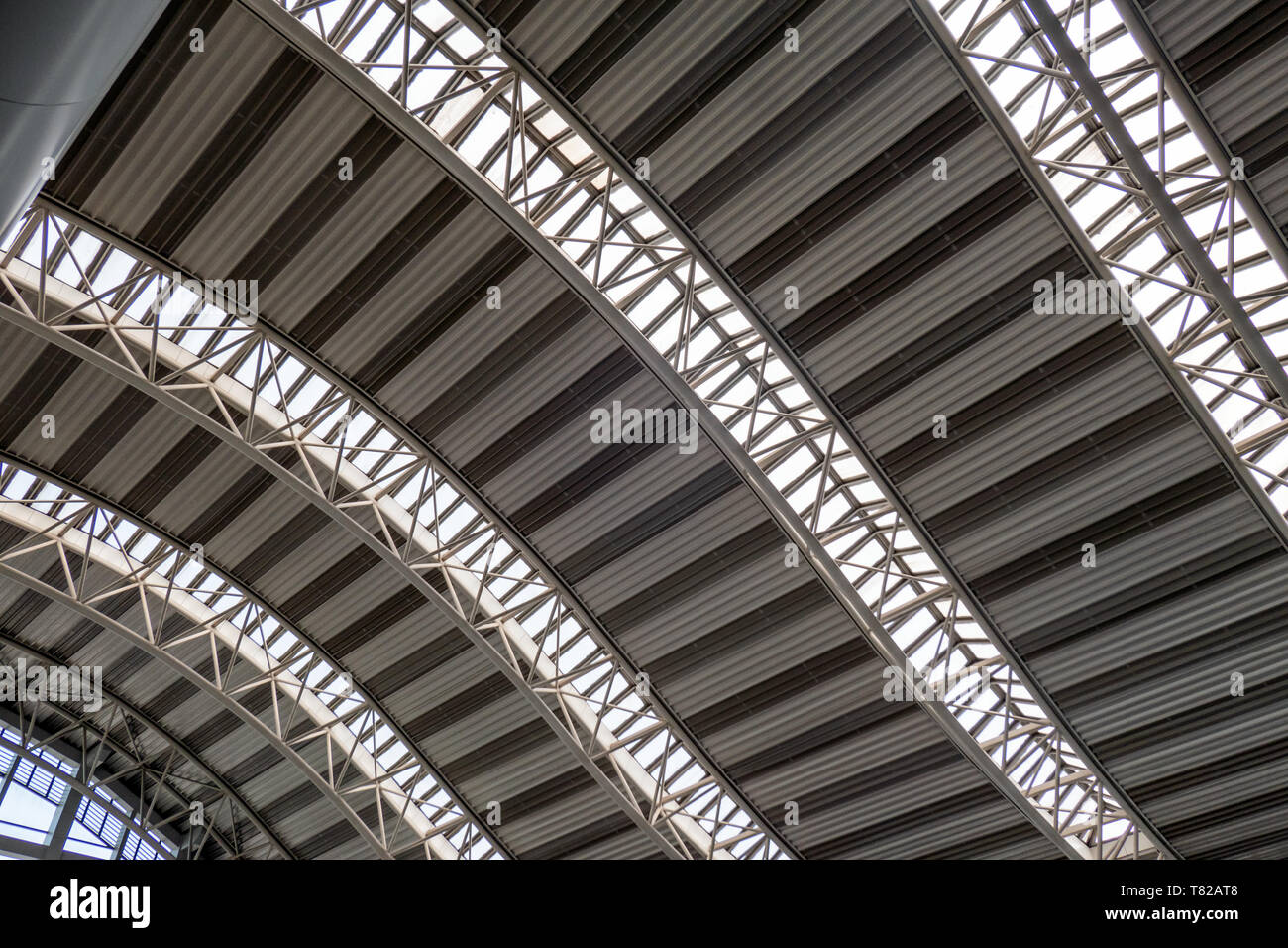 Metal Building Modern Curved Roof The Steel Roof Design Presents Dual