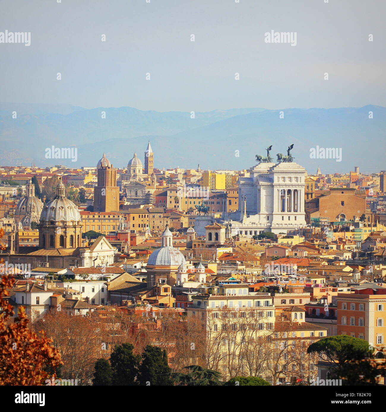 Gianicolo terrace hi-res stock photography and images - Alamy