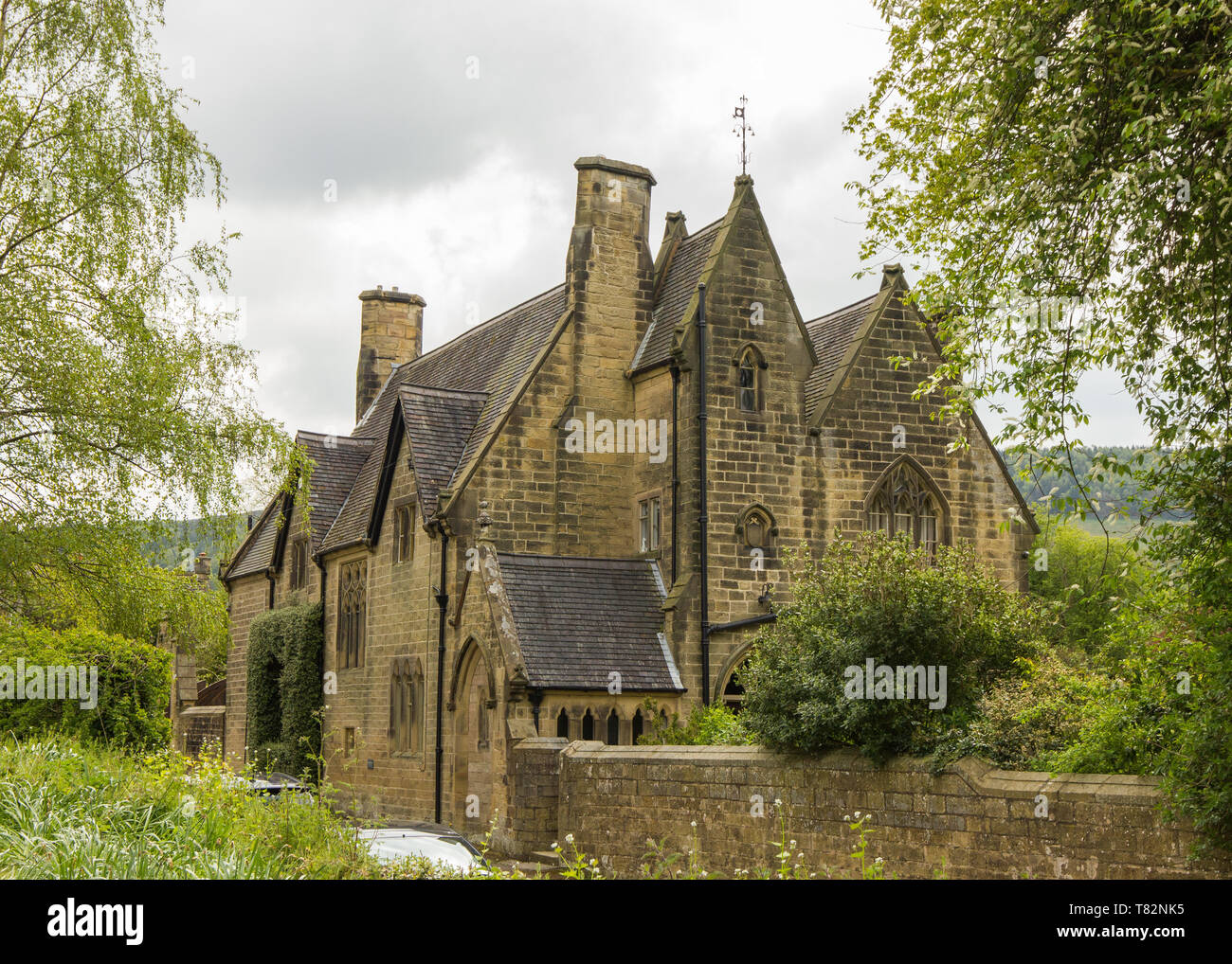 Beeley village hi-res stock photography and images - Alamy