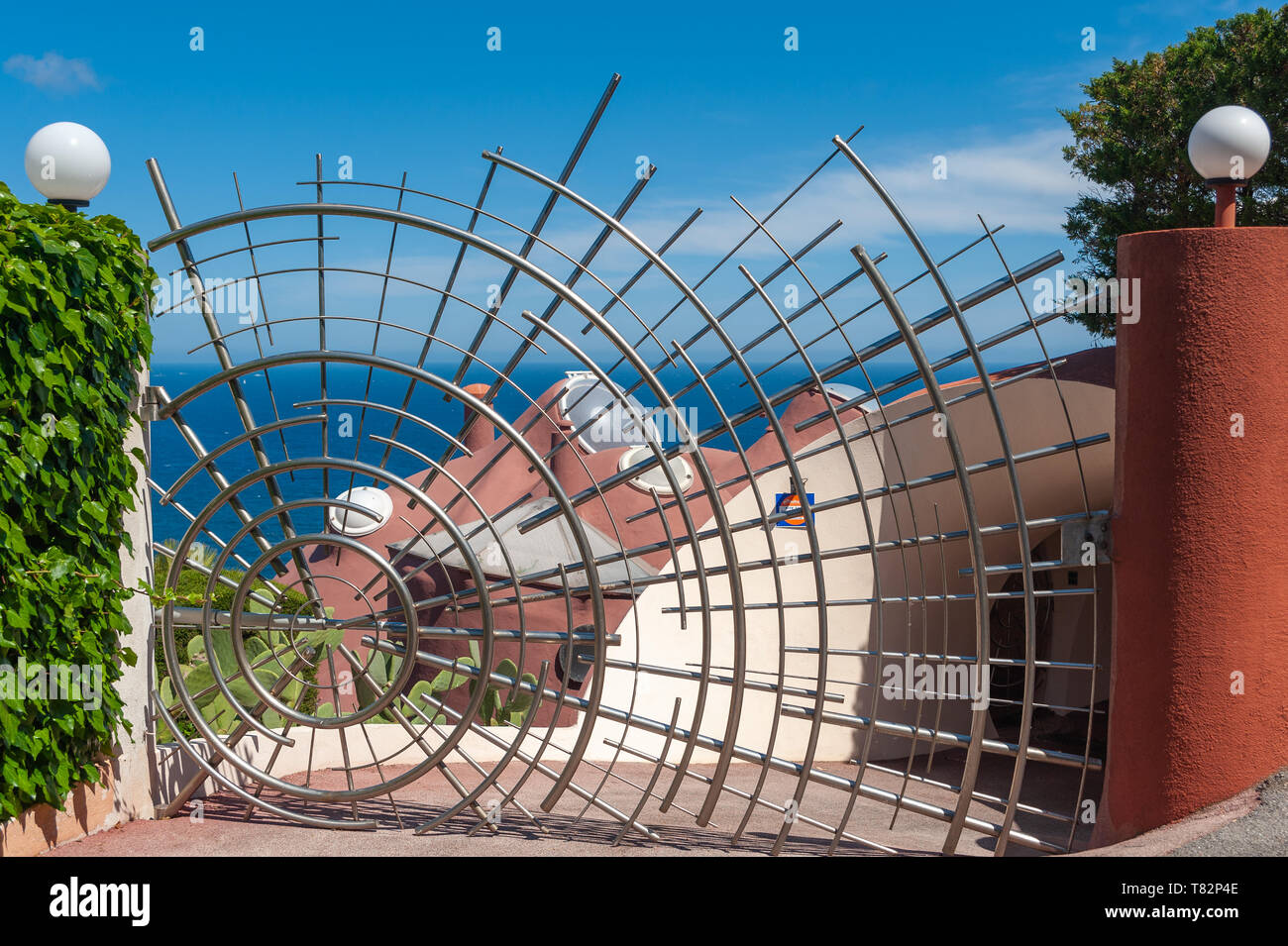 Palais bulles hi-res stock photography and images - Alamy
