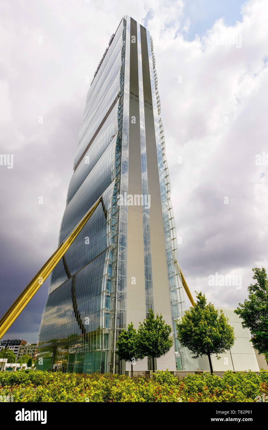 Tre torre hi-res stock photography and images - Alamy