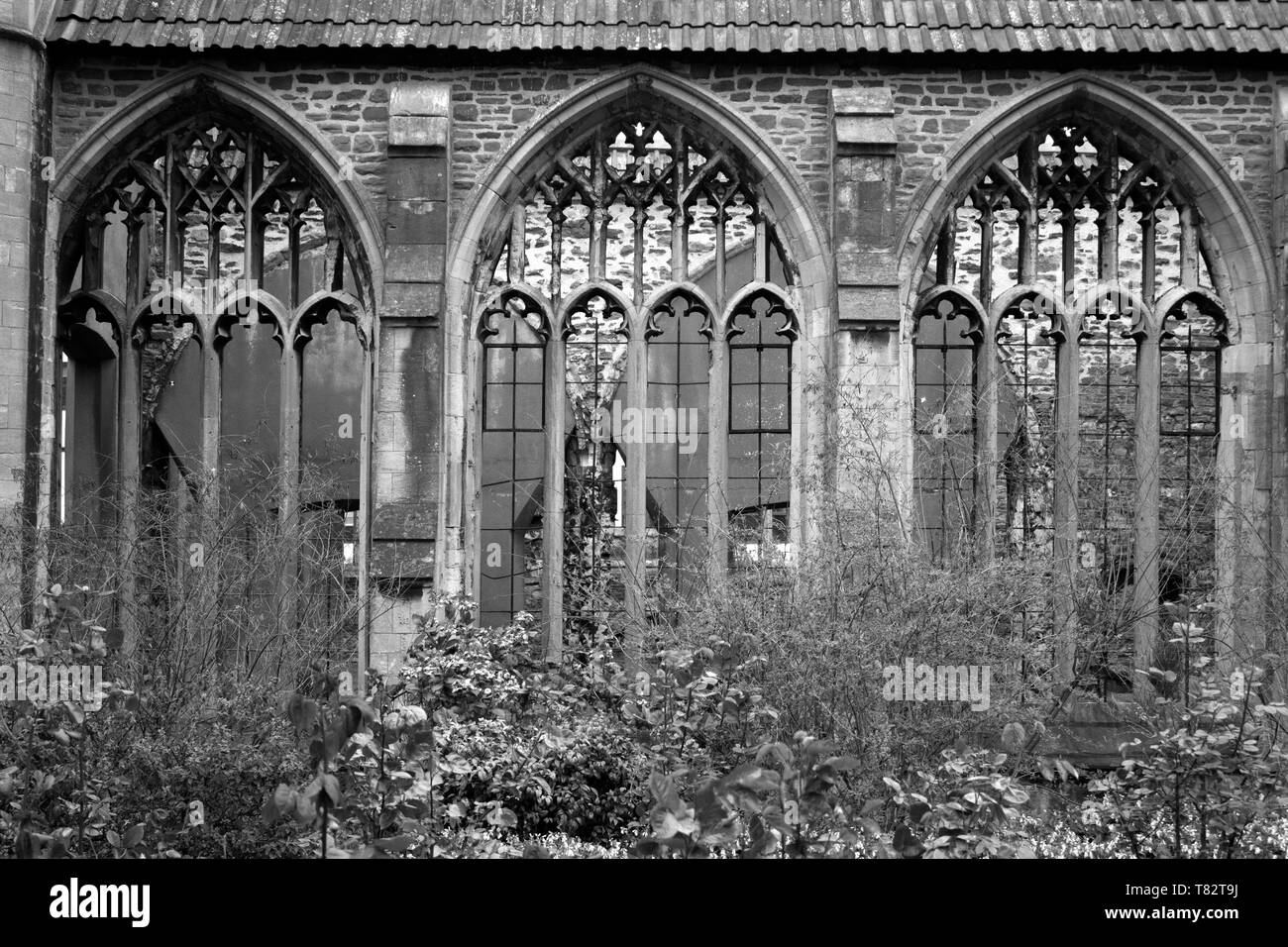 Building fallen Black and White Stock Photos & Images - Alamy