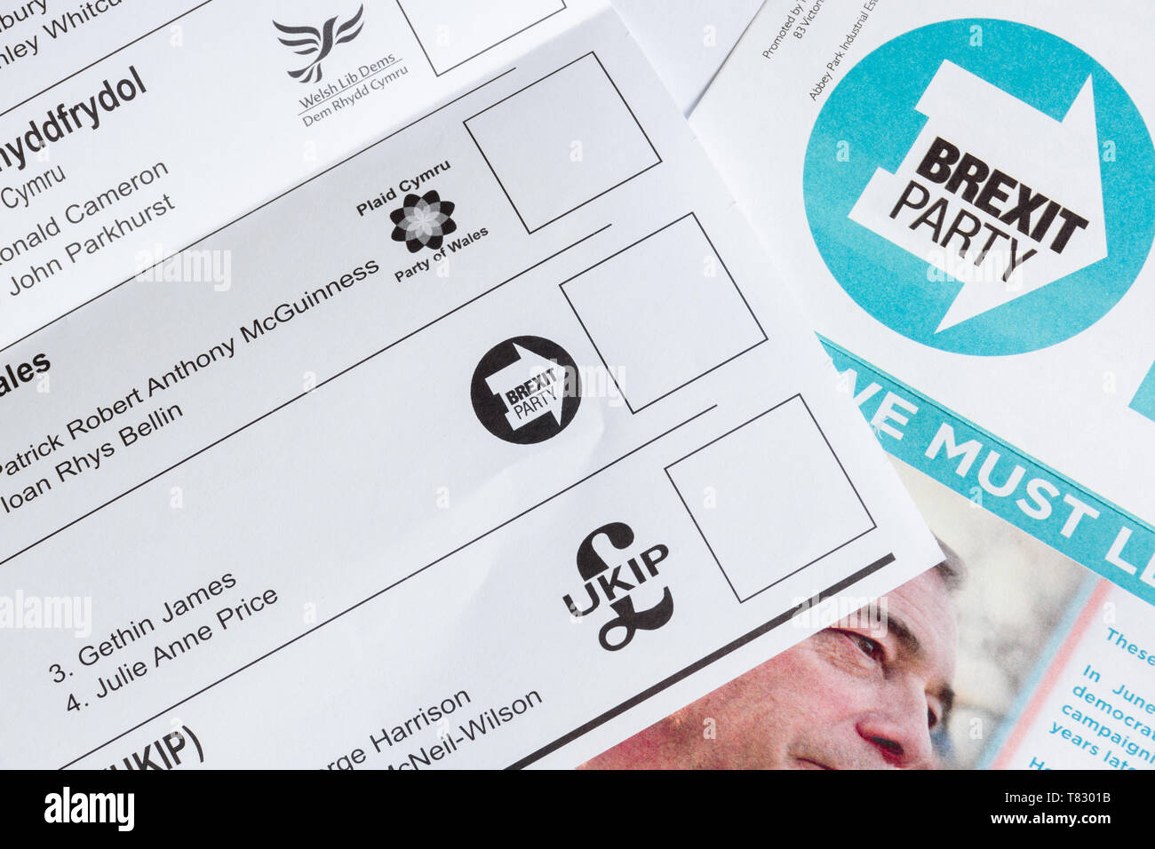 Voting box hi-res stock photography and images - Alamy