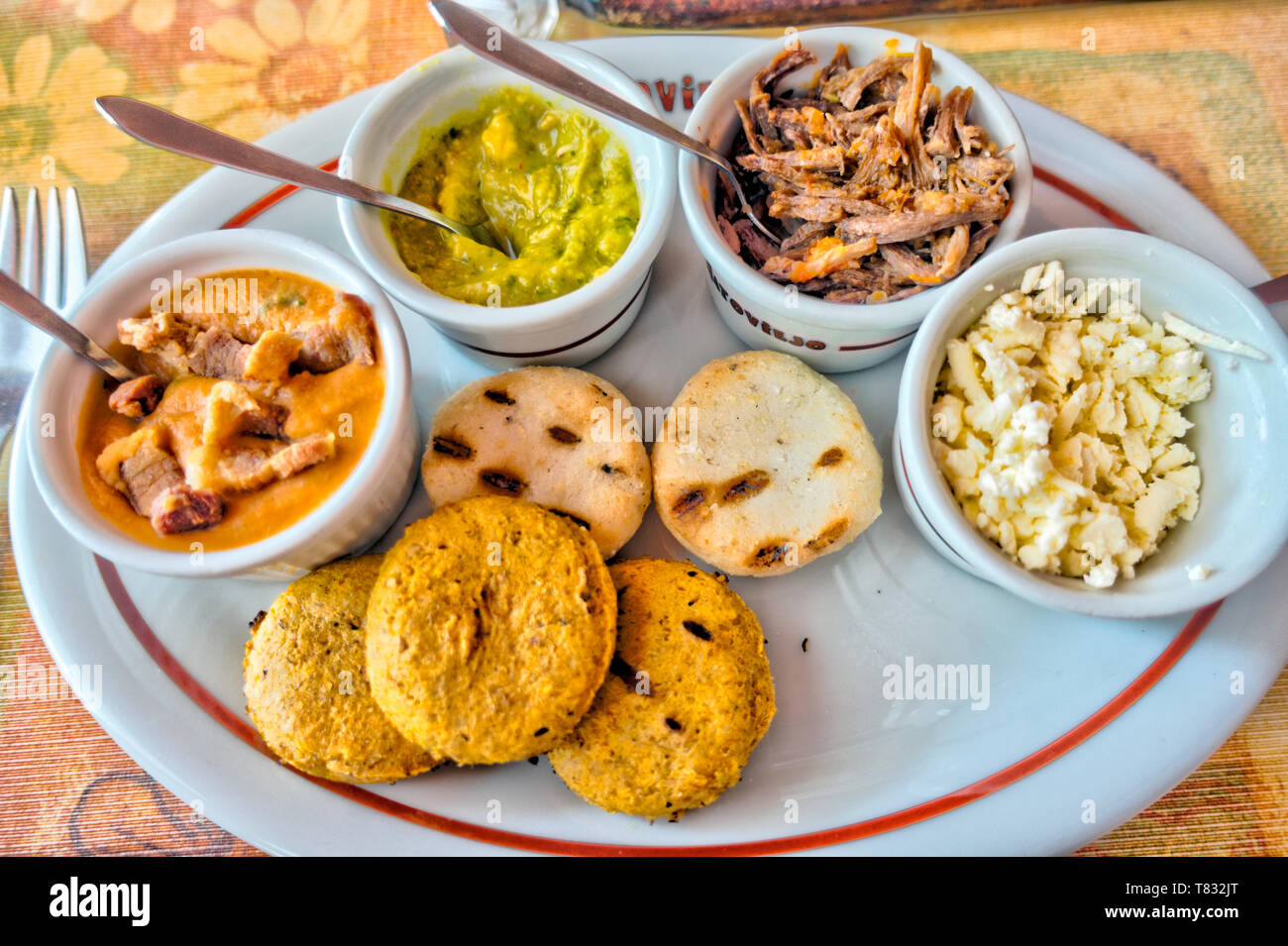 Arepas in Colombia Stock Photo - Alamy