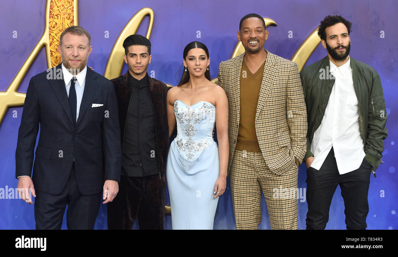 Navy satin v neck corset hi-res stock photography and images - Alamy