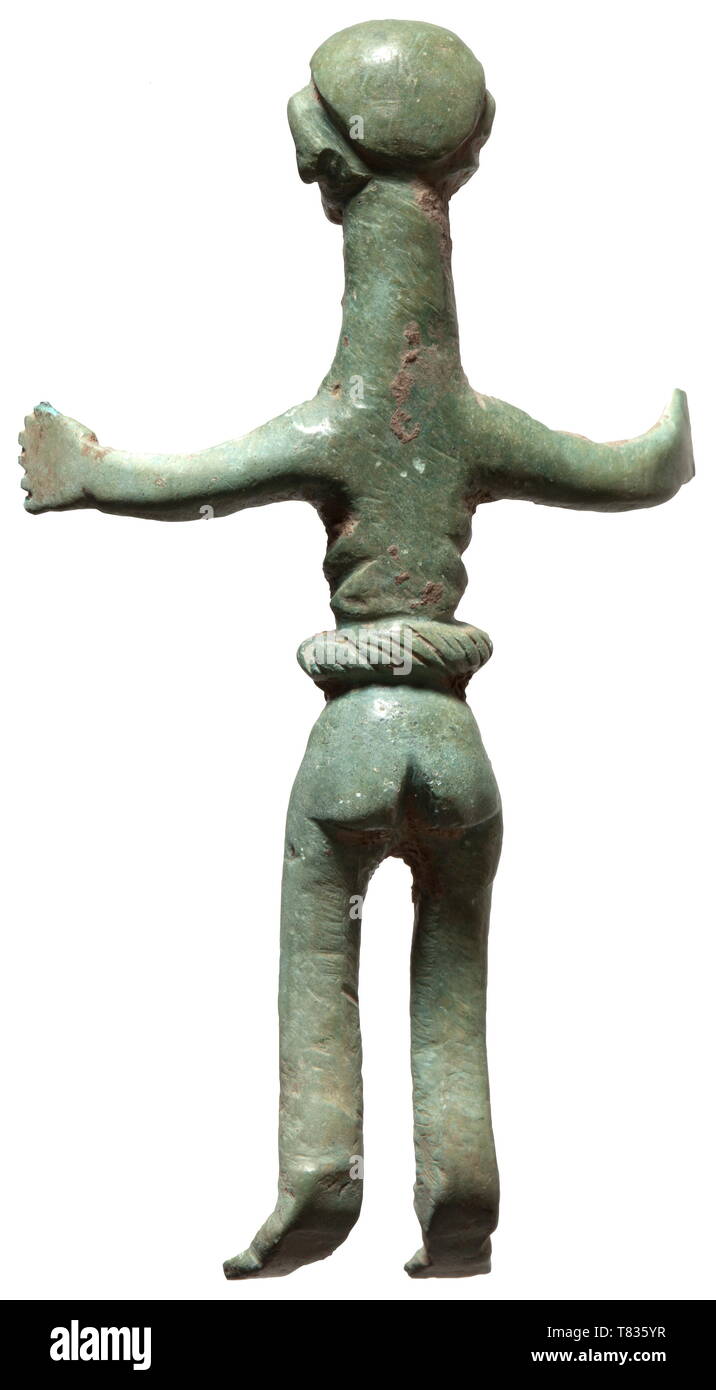 A Celtic cult figure 4th/3rd century BC. Bronze with fine green patina ...