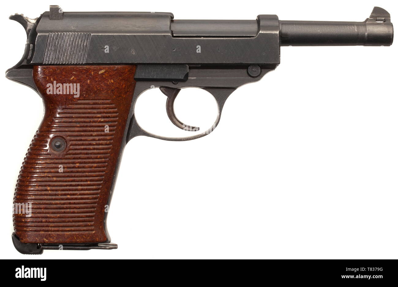 A Spreewerk P 38, code "cyq" Cal. 9 mm Parabellum, no. 2982x. Matching ...