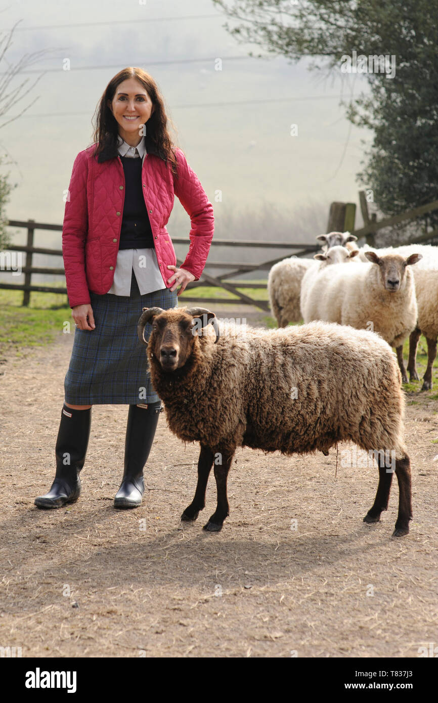 Liz jones fashion hi-res stock photography and images - Alamy