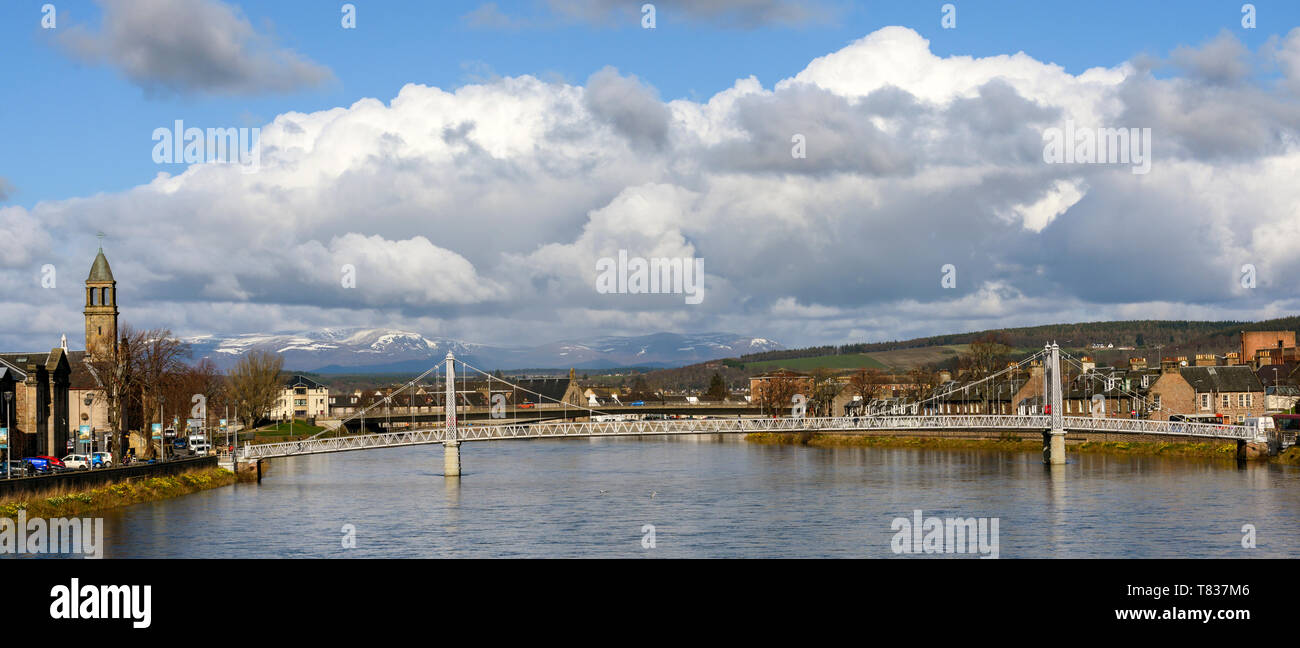 Landscape view of River Ness as it flows through Inverness, Highland ...