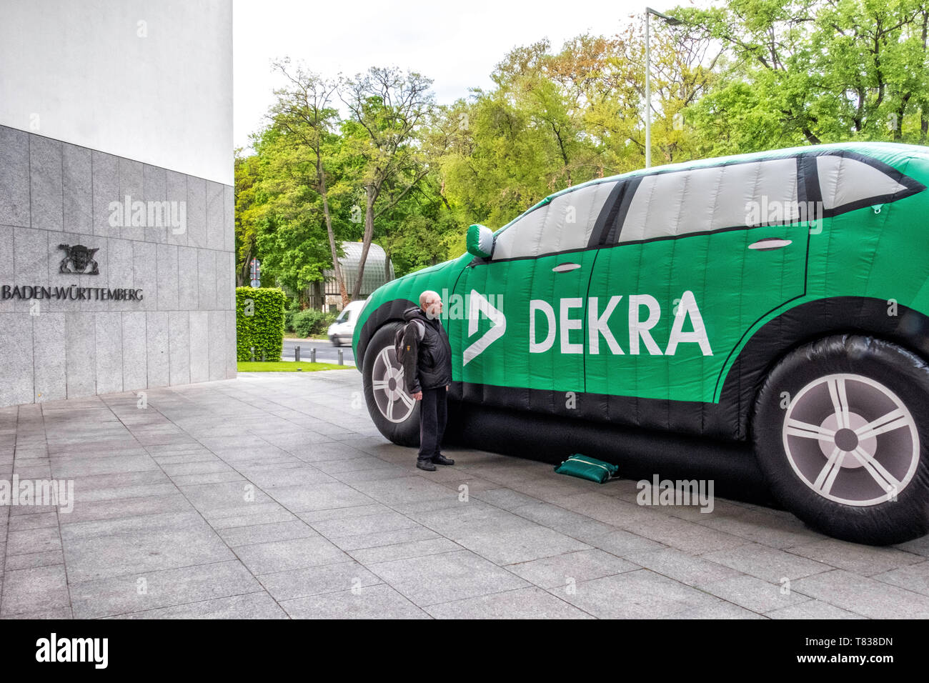 Germany, Berlin-Tiergarten. 9th May 2019.. DEKRA vehicle inspection ...