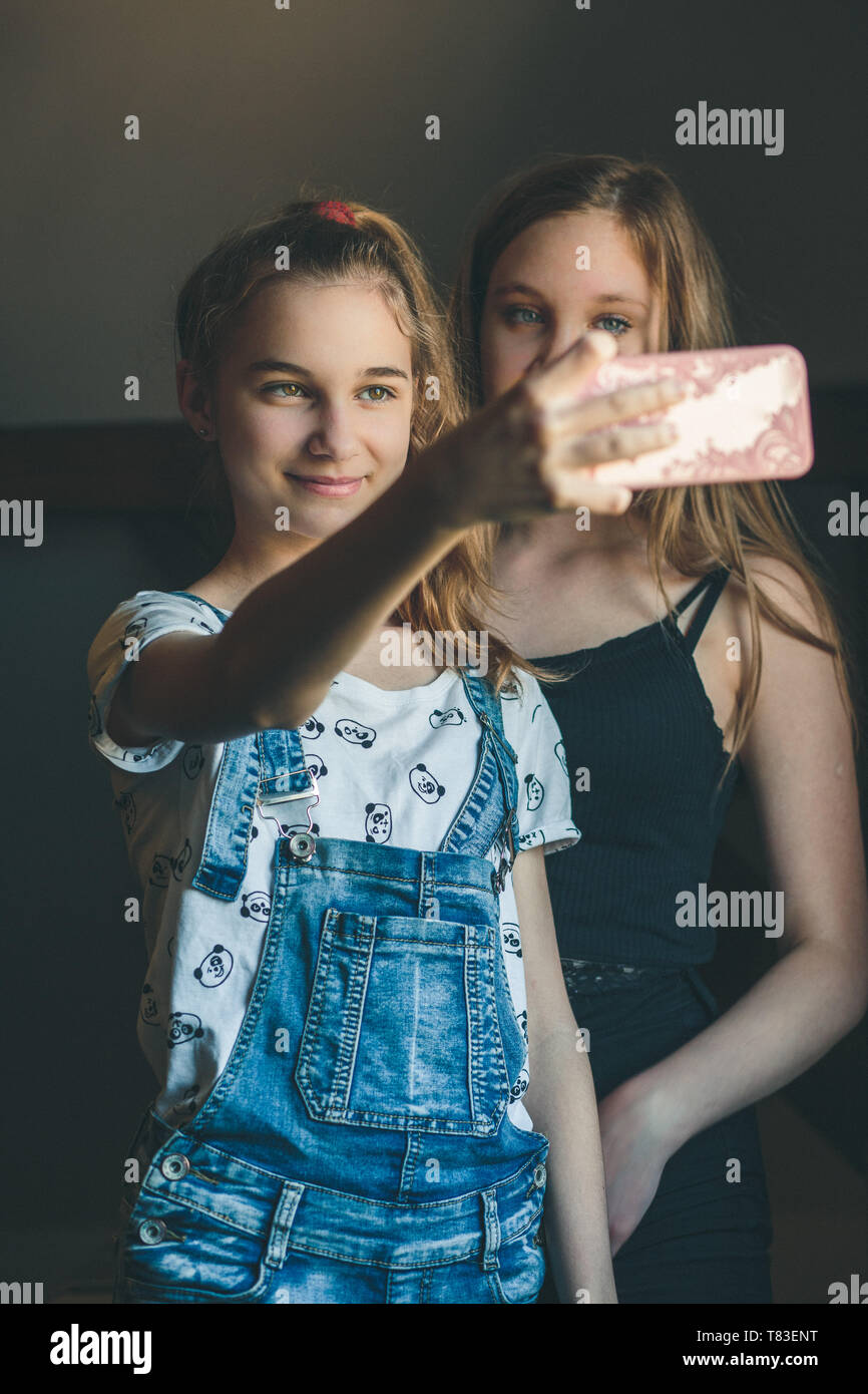 Funny pictures hi-res stock photography and images - Alamy