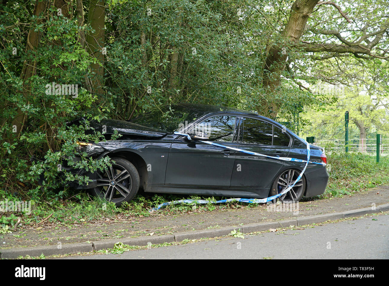 Car crash pavement hi-res stock photography and images - Alamy