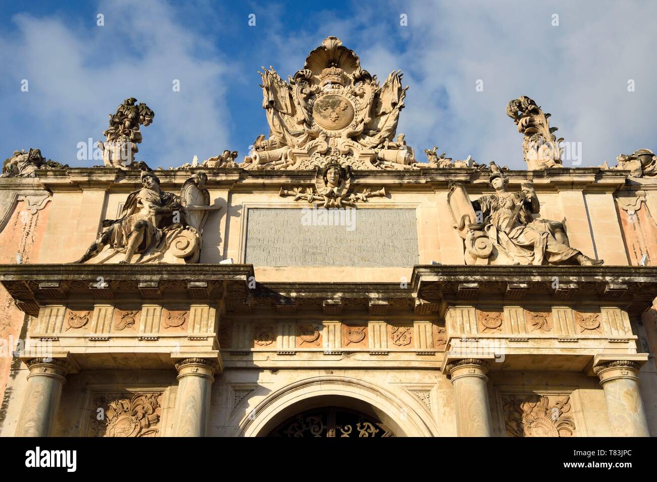 Arsenal entrance hi-res stock photography and images - Alamy