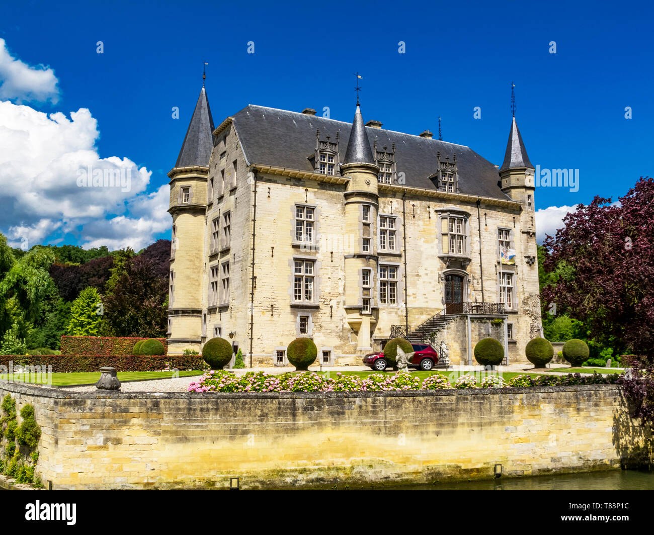 Schaloen Castle High Resolution Stock Photography and Images - Alamy