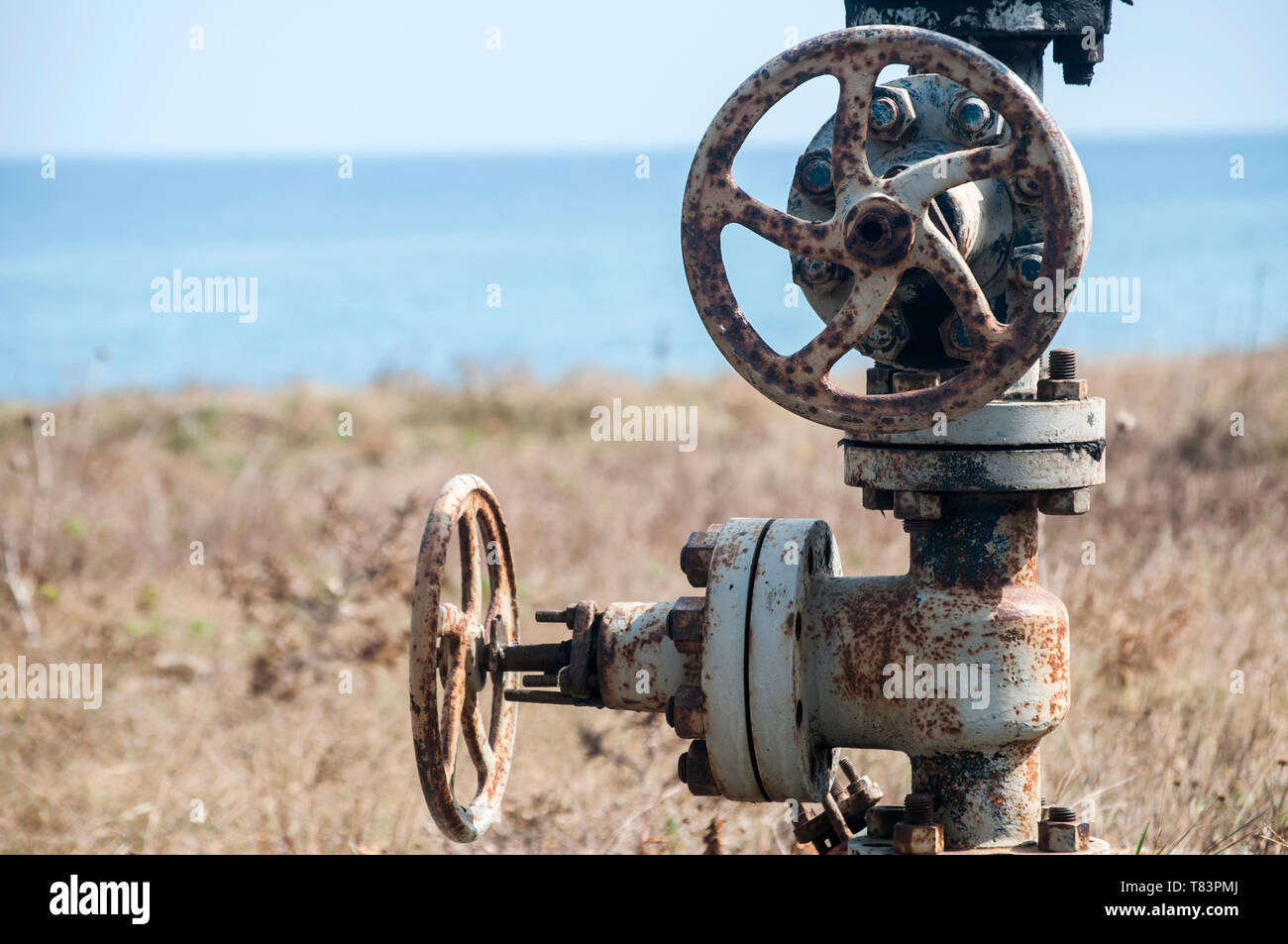 Aged valve hi-res stock photography and images - Alamy
