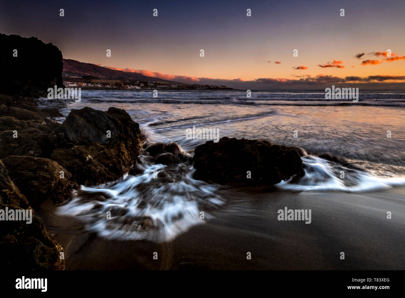 Evning light hi-res stock photography and images - Alamy