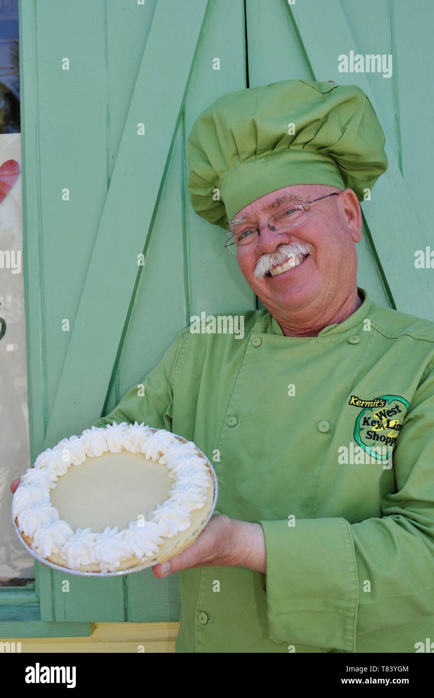 Signature hat hi-res stock photography and images - Alamy