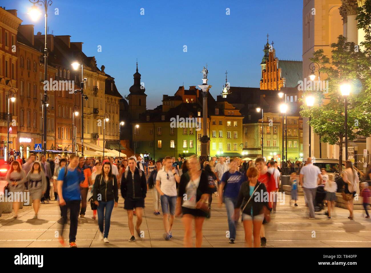 WARSAW, POLAND - JUNE 18, 2016: People visit Krakowskie Przedmiescie ...