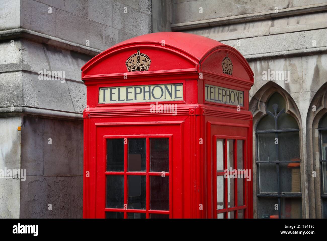 London phone box - red telephone kiosk in the UK Stock Photo - Alamy