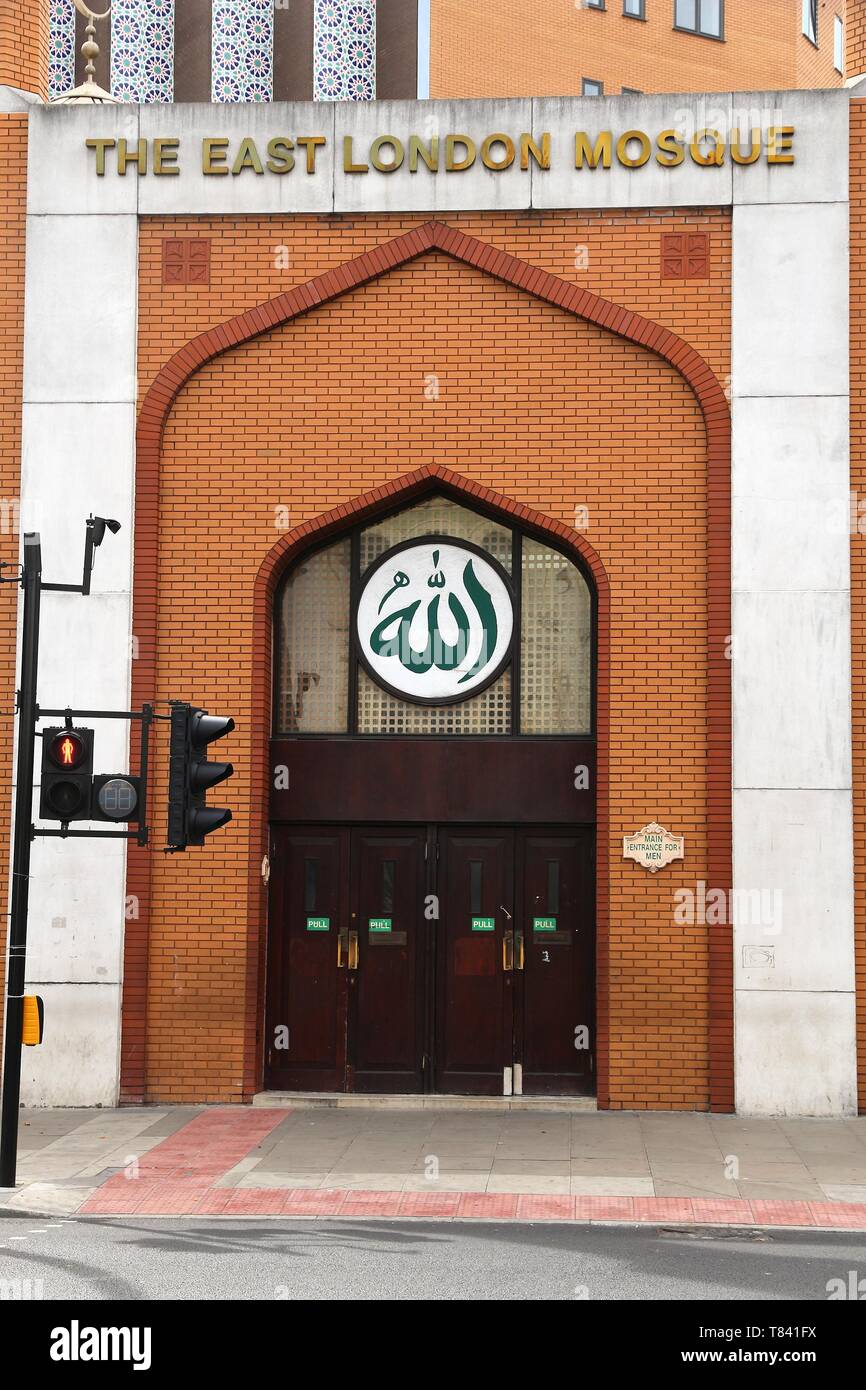Mosque uk exterior hi-res stock photography and images - Alamy