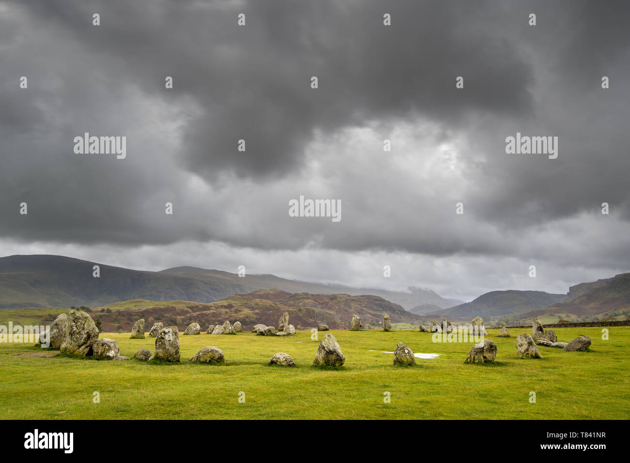 Stone circles in uk view hi-res stock photography and images - Alamy