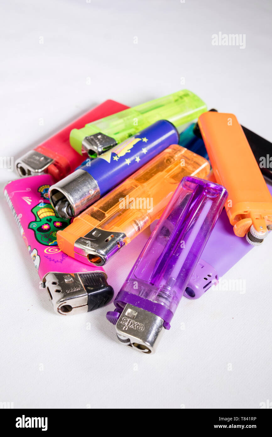 Disposable lighters hi-res stock photography and images - Alamy