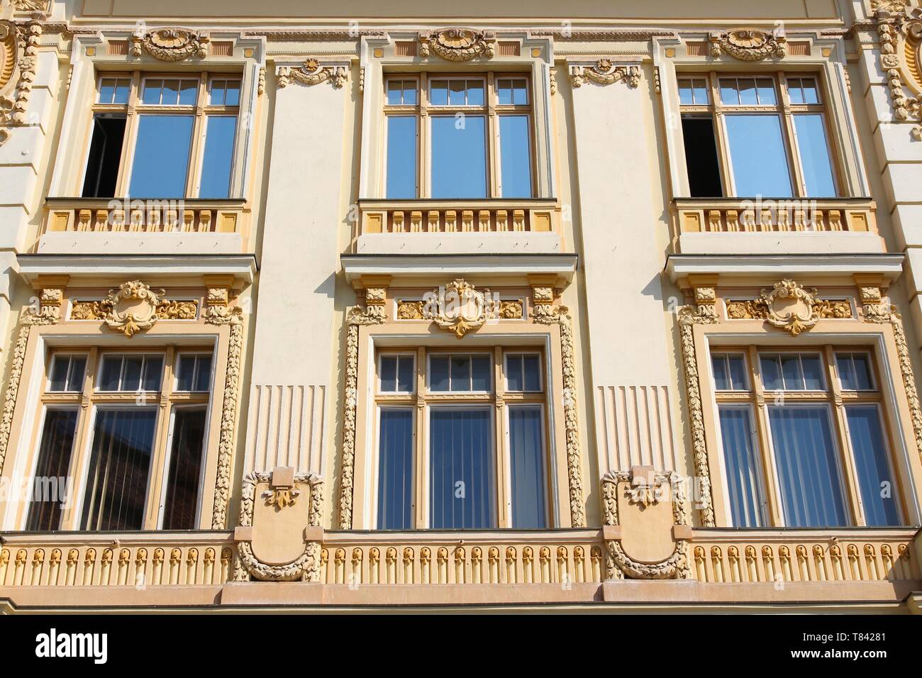Sibiu, town in Transylvania, Romania. City hall building Stock Photo ...