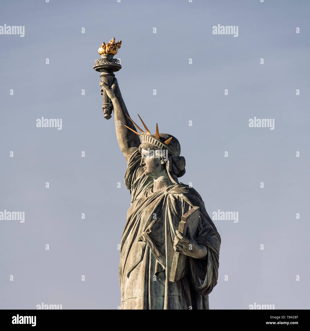 Statue of liberty winter hi-res stock photography and images - Alamy