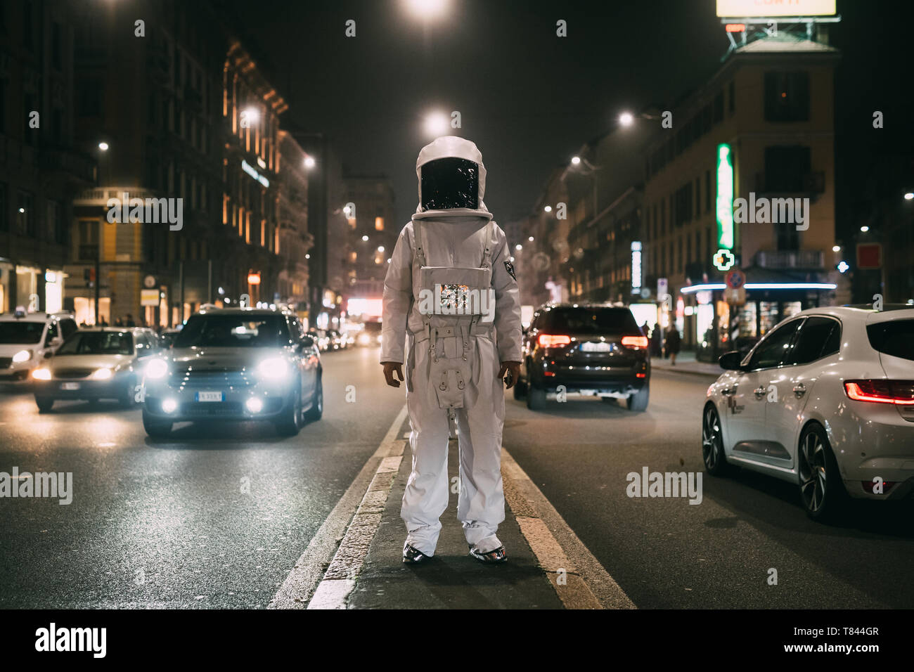 Astronaut on street hi-res stock photography and images - Alamy