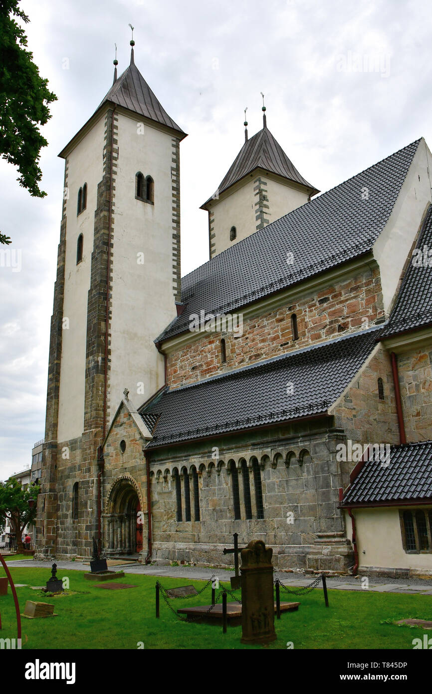 St marys church bergen hi-res stock photography and images - Alamy