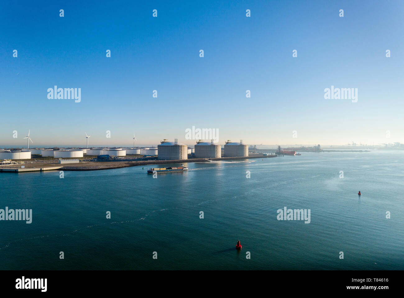 Crude crude oil hi-res stock photography and images - Alamy