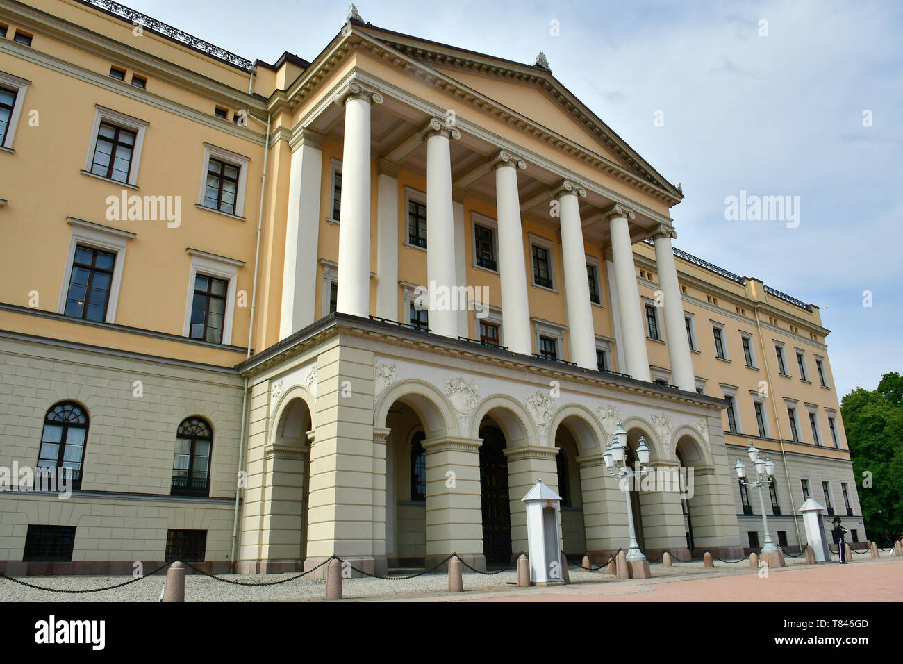Slott norge hi-res stock photography and images - Alamy