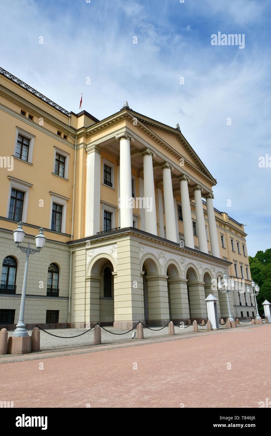 Slott norge hi-res stock photography and images - Alamy