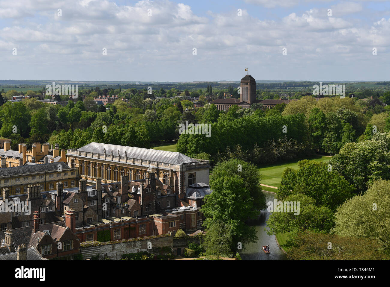 General view of cambridge university including trinity college hi-res ...