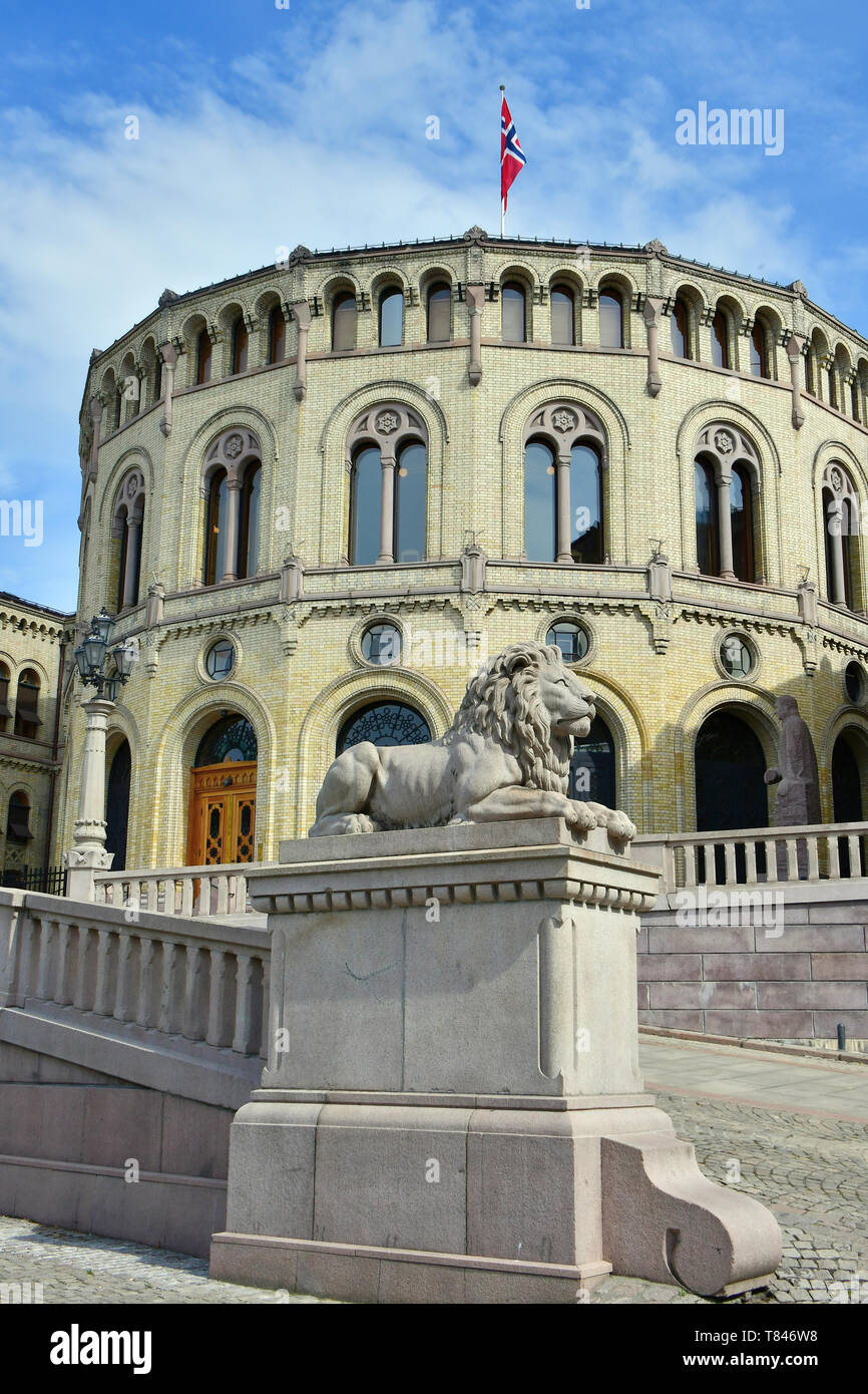 The Norwegian Parliament building (Stortinget), Oslo, Norway ...
