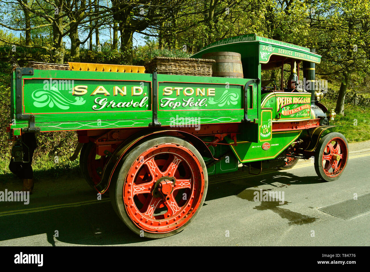 Porter steam hi-res stock photography and images - Alamy