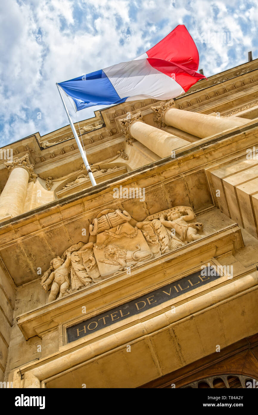 Provence flag hi-res stock photography and images - Alamy