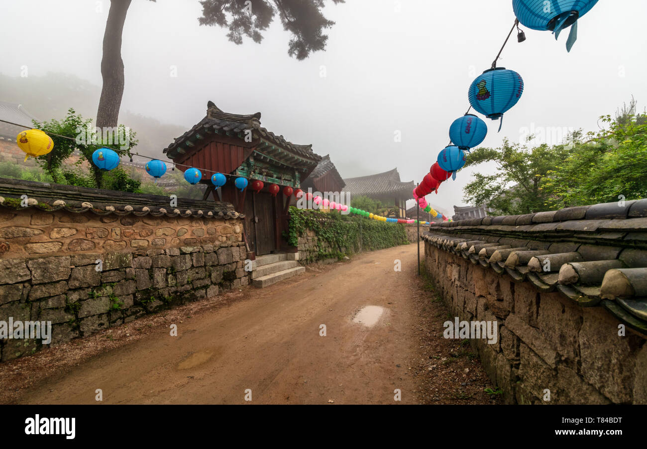 Pathway of Korean Buddhistic Temple Beomeosa with many lanterns to ...