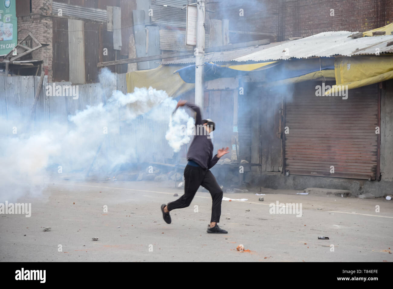 Tear Gas Smoke High Resolution Stock Photography and Images - Alamy