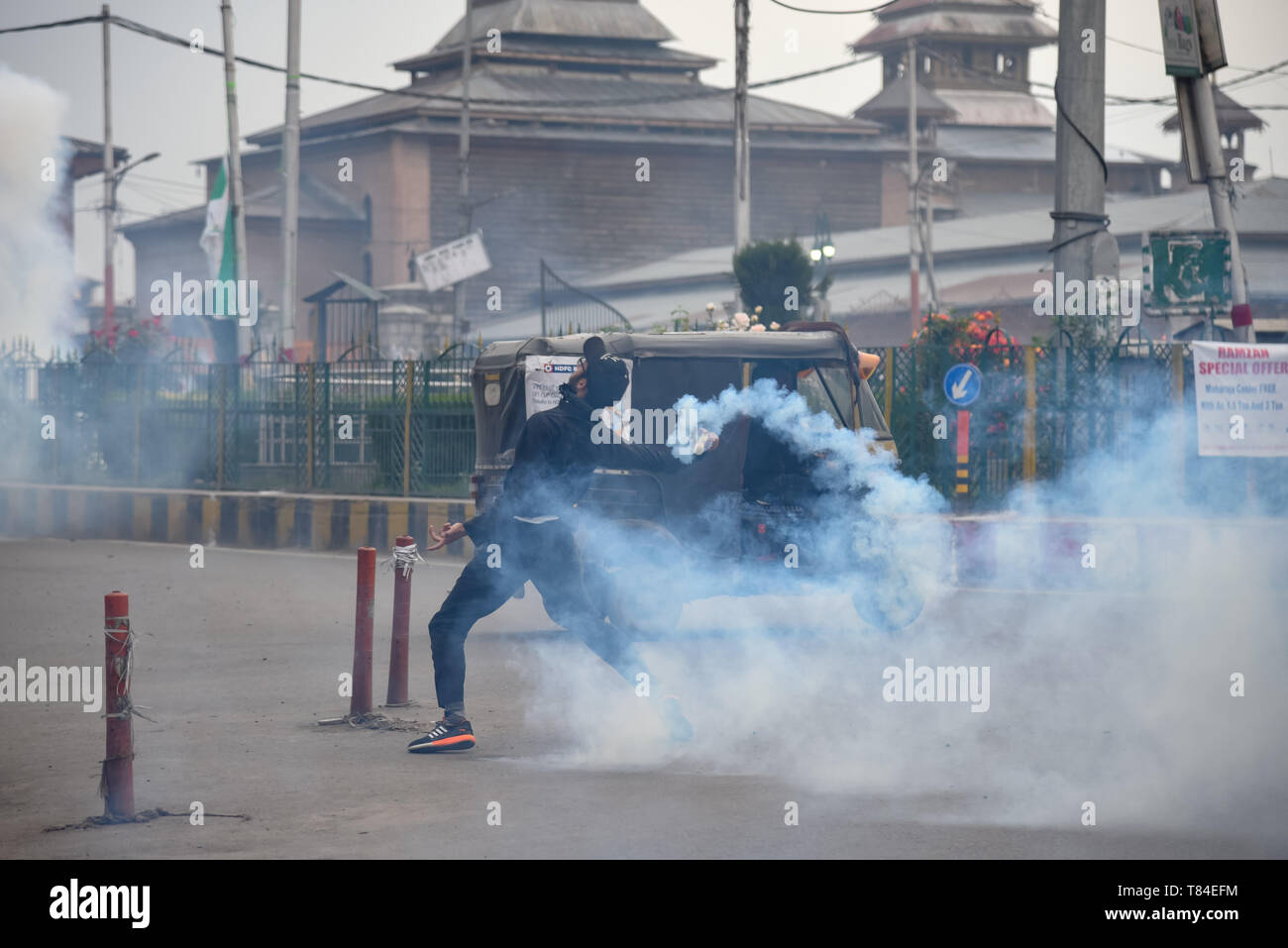 Tear Gas Smoke High Resolution Stock Photography and Images - Alamy