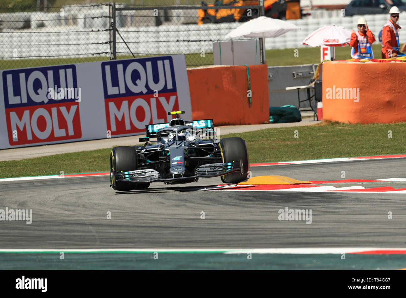Action kerb f1 hi-res stock photography and images - Alamy