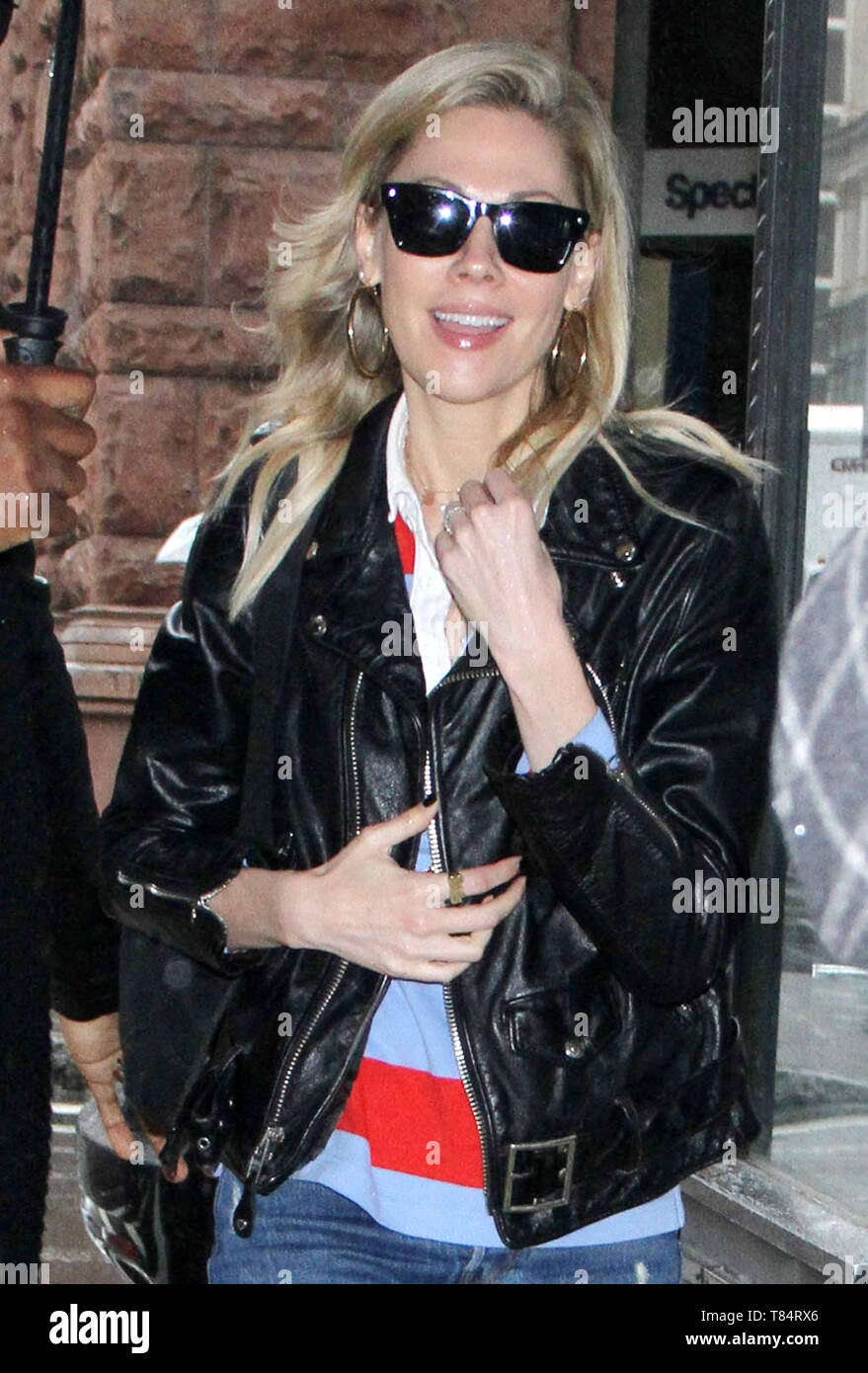 Desi lydic hi-res stock photography and images - Alamy