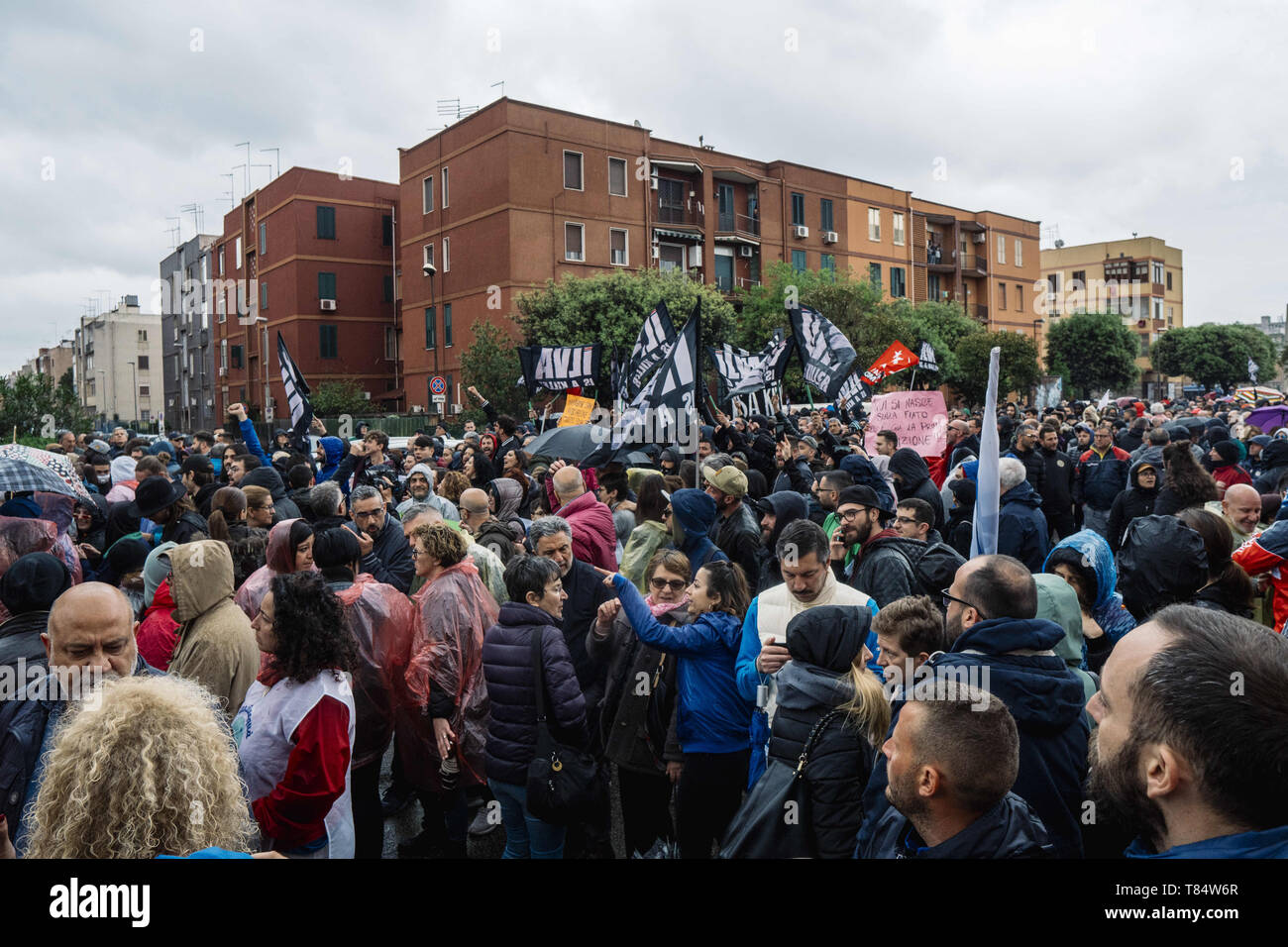 Taranto, Puglia, Italy. 4th May, 2019. An overview of the crowd during ...