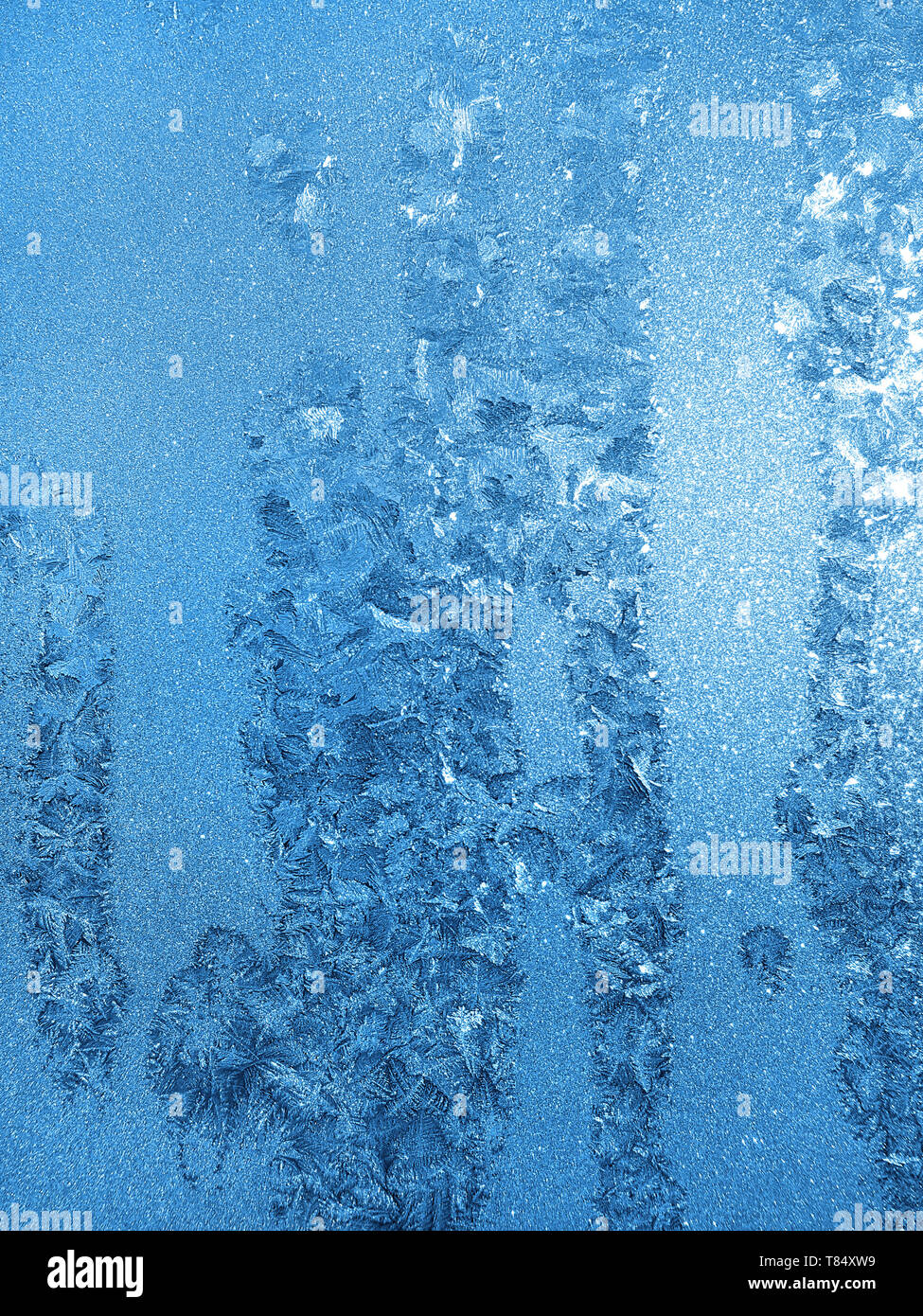 Texture of natural ice pattern on winter glass Stock Photo - Alamy