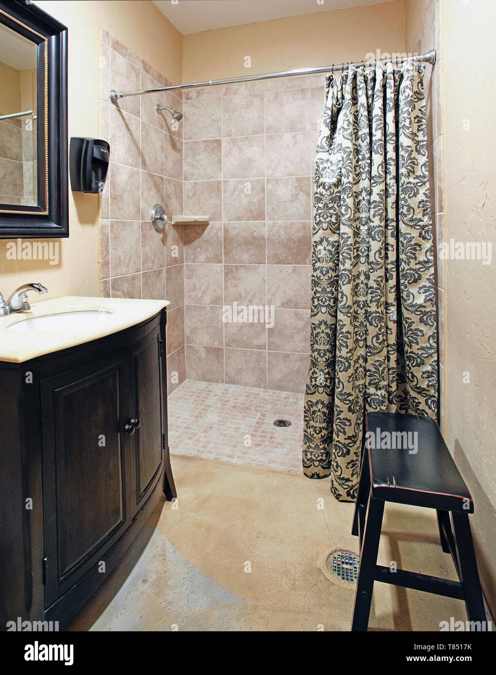 Changing Room and Shower Stock Photo - Alamy